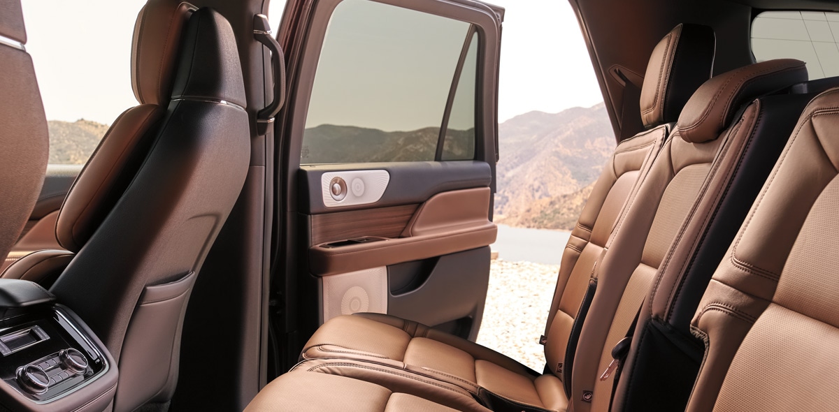 Lincoln Navigator Gallery